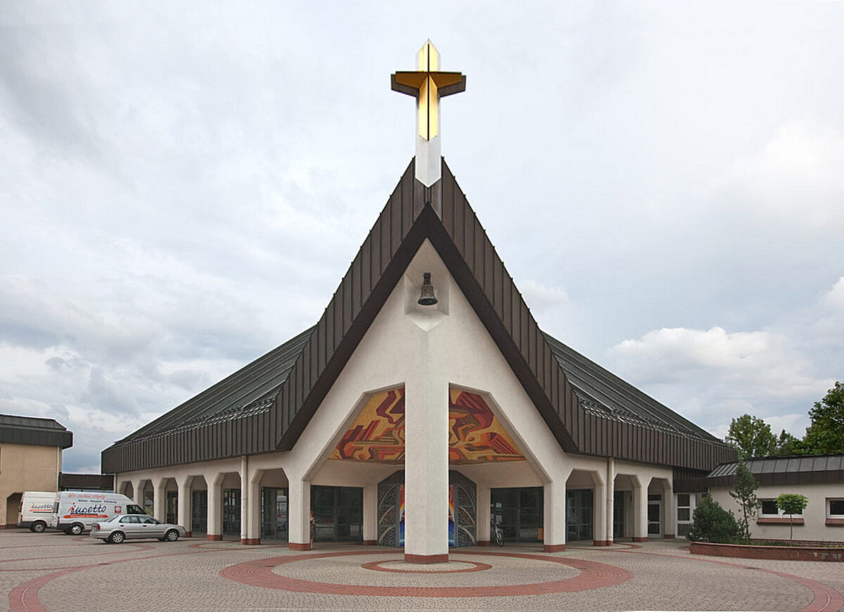 „Kirchen für neue Städte“. Religiöses Bauen der Spät- und Postmoderne ...